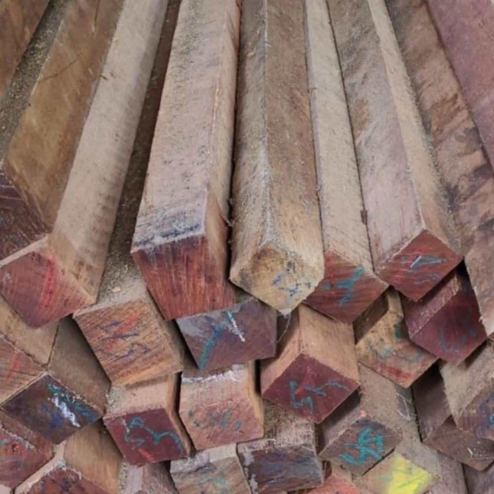 Tijolo de Fábrica Pe - 7 Metros Barrote Madeira Mista 3/2 (5,5 cm x 4,5 ...